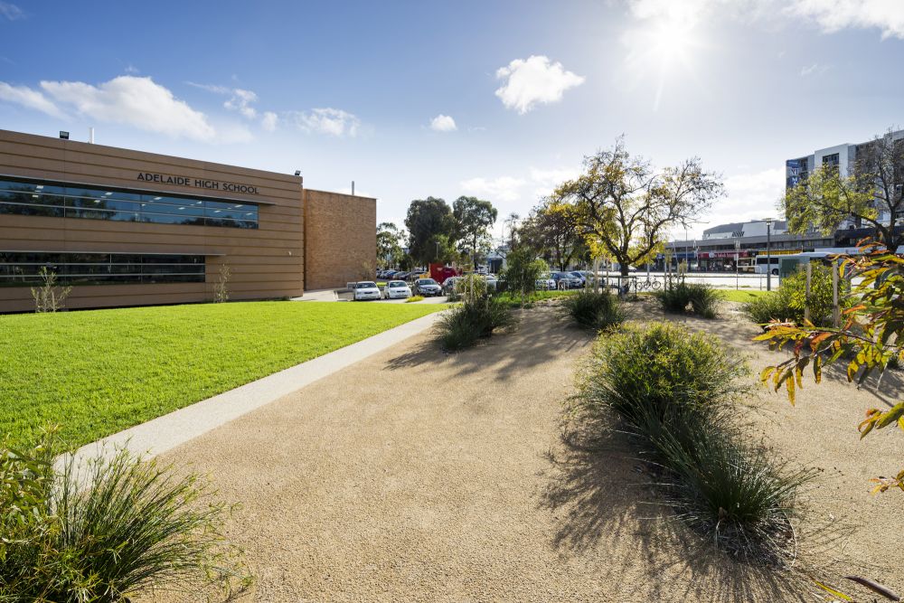 Adelaide High School Landscape — JPE Design Studio