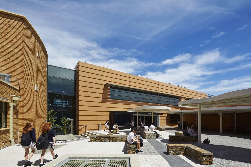 Adelaide High School Landscape — JPE Design Studio