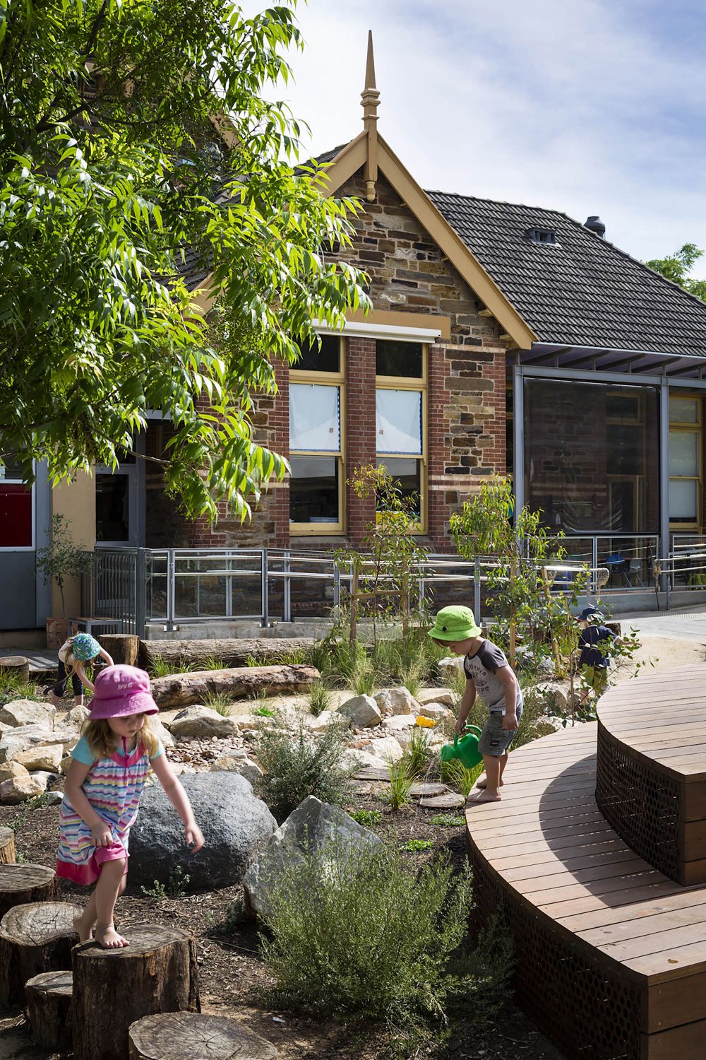 Sturt Street Children's Centre — JPE Design Studio
