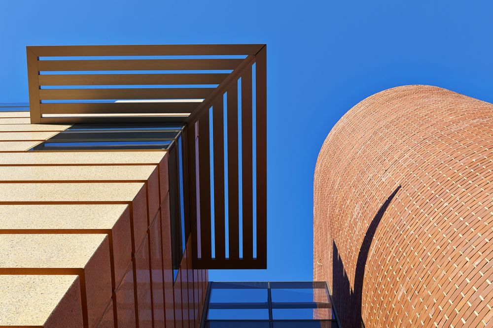 Adelaide High School Building 7 — JPE Design Studio