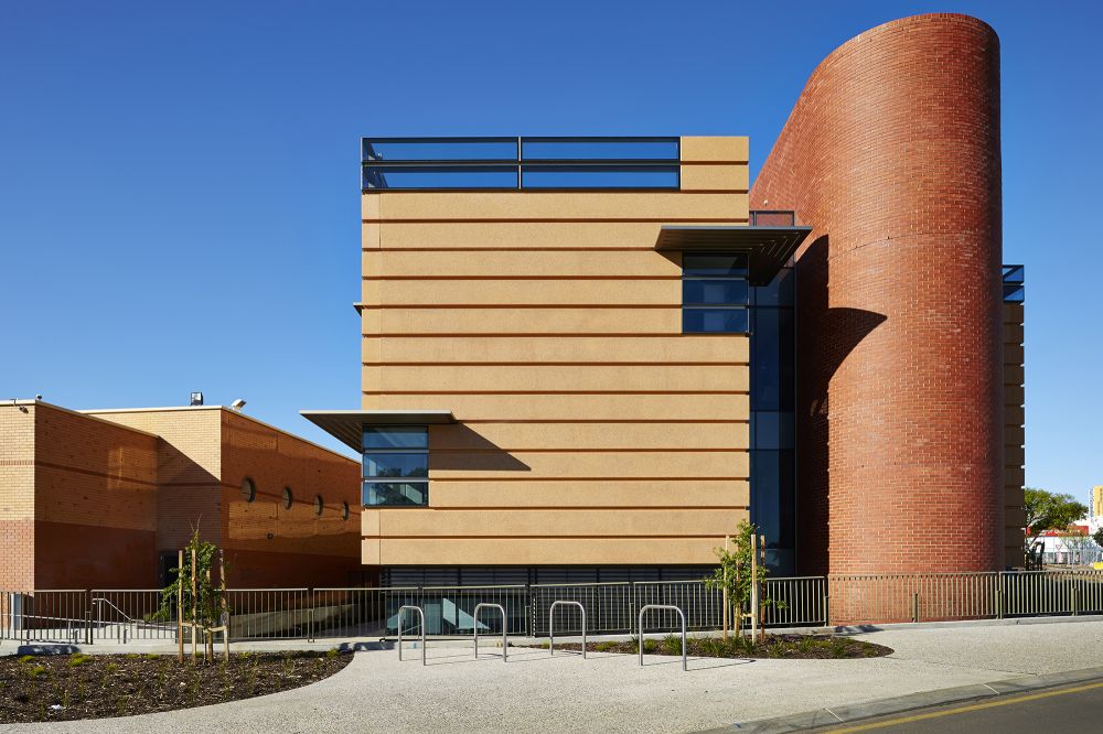 Adelaide High School Building 7 — JPE Design Studio